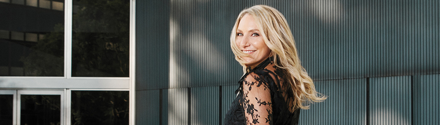 Debbie White Named Billboard's 2019 Lawyer of the Year | Loeb & Loeb LLP